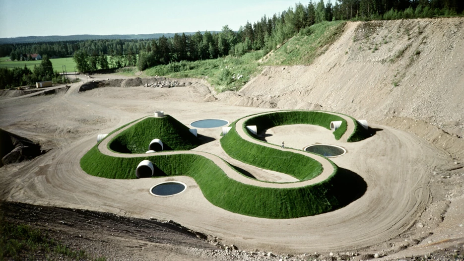 Nancy Holt / Inside Outside | Konstguiden